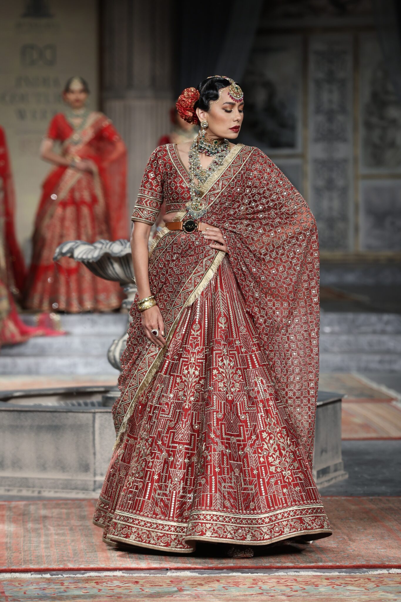 How to become a Fashion Designer Maestro - Pretty Myself