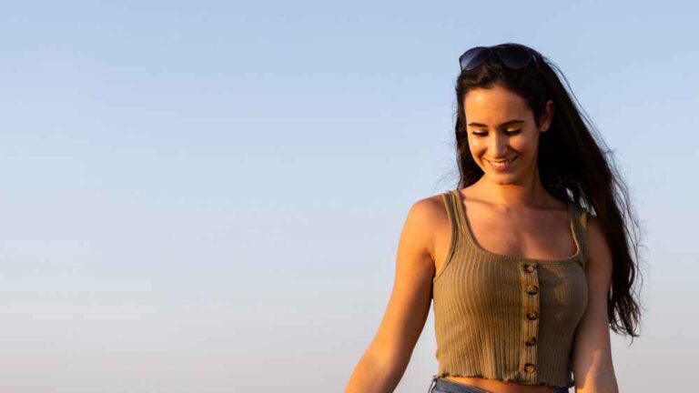 How to Remove Sun Tan Naturally: 10 Effective and Simple Methods ...